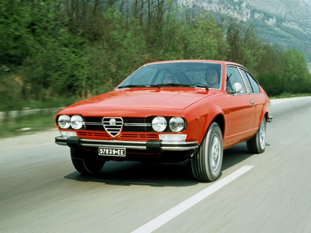 Alfa Romeo Alfetta GT (116) 2.0 (121 Hp)